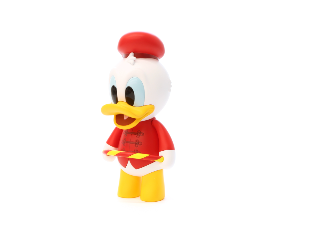 Hoopy Donald Duck (CNY Version) – PLAYMAXX